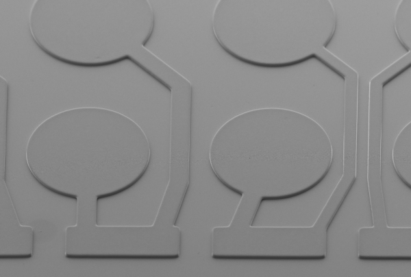 Redistribution Layer (RDL) / Reallokation von Pads auf Dies | WLP